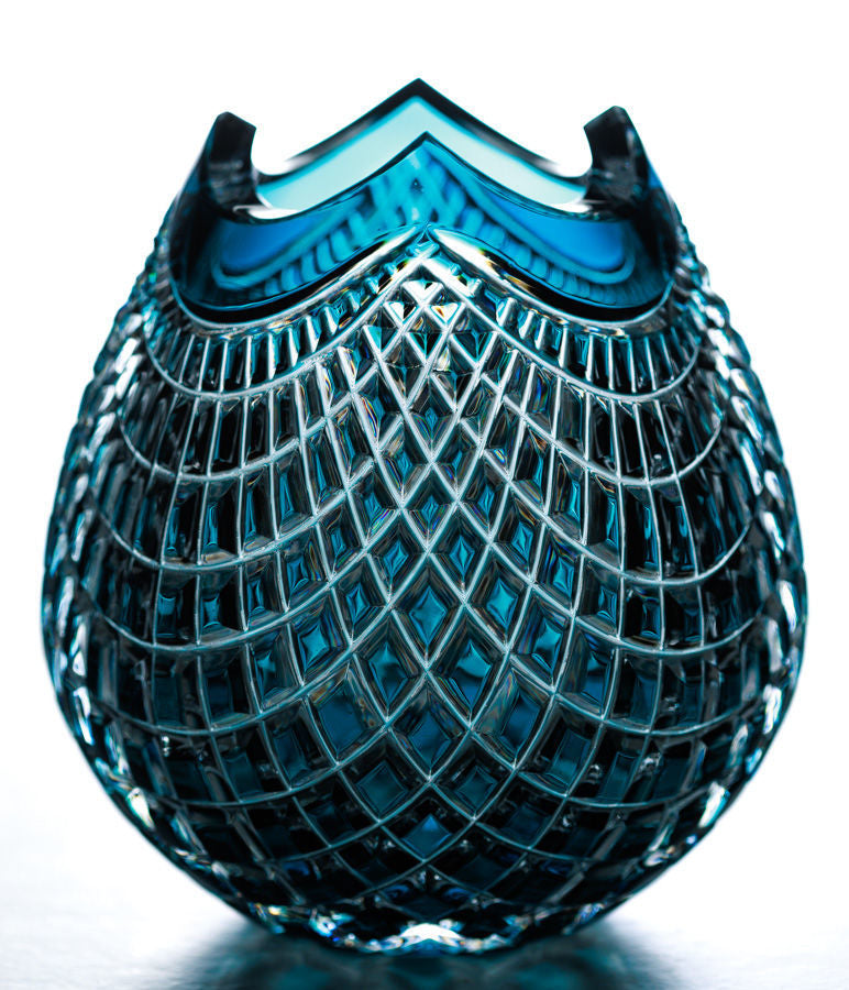 Azure Net Vase – Kinsale Crystal